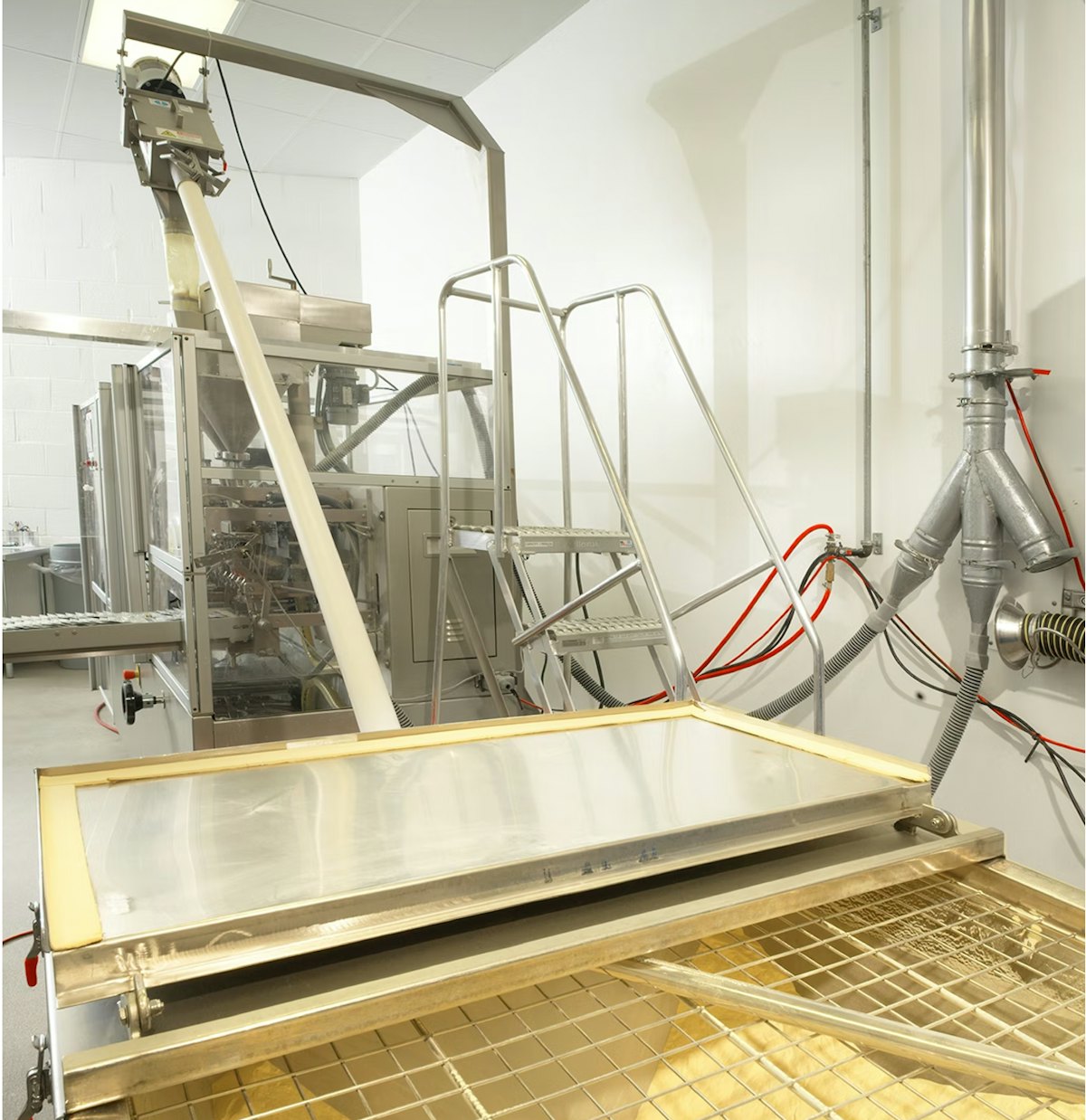 Automatización de Epic Pharma para polvos difíciles de transportar | Mundo EXPO PACK